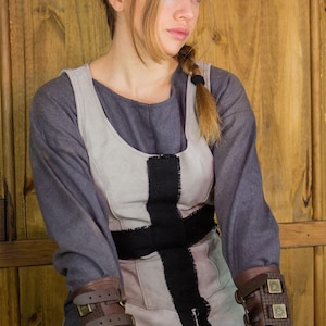 Medieval Fantasy Crussader Knight Tabard Woman - LARP, US Duty Free ...