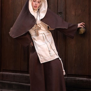 Franciscan Nun Costume – Authentic Medieval Habit for Reenactments ...