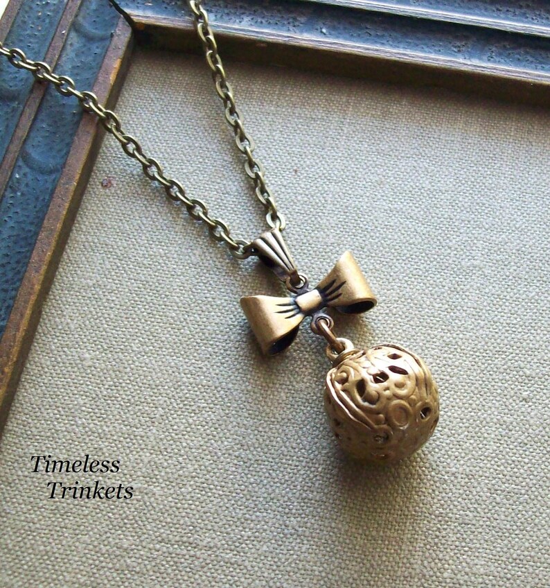 Mr. Bow Tie Victorian C.1800's Cricket Cage Button - Etsy