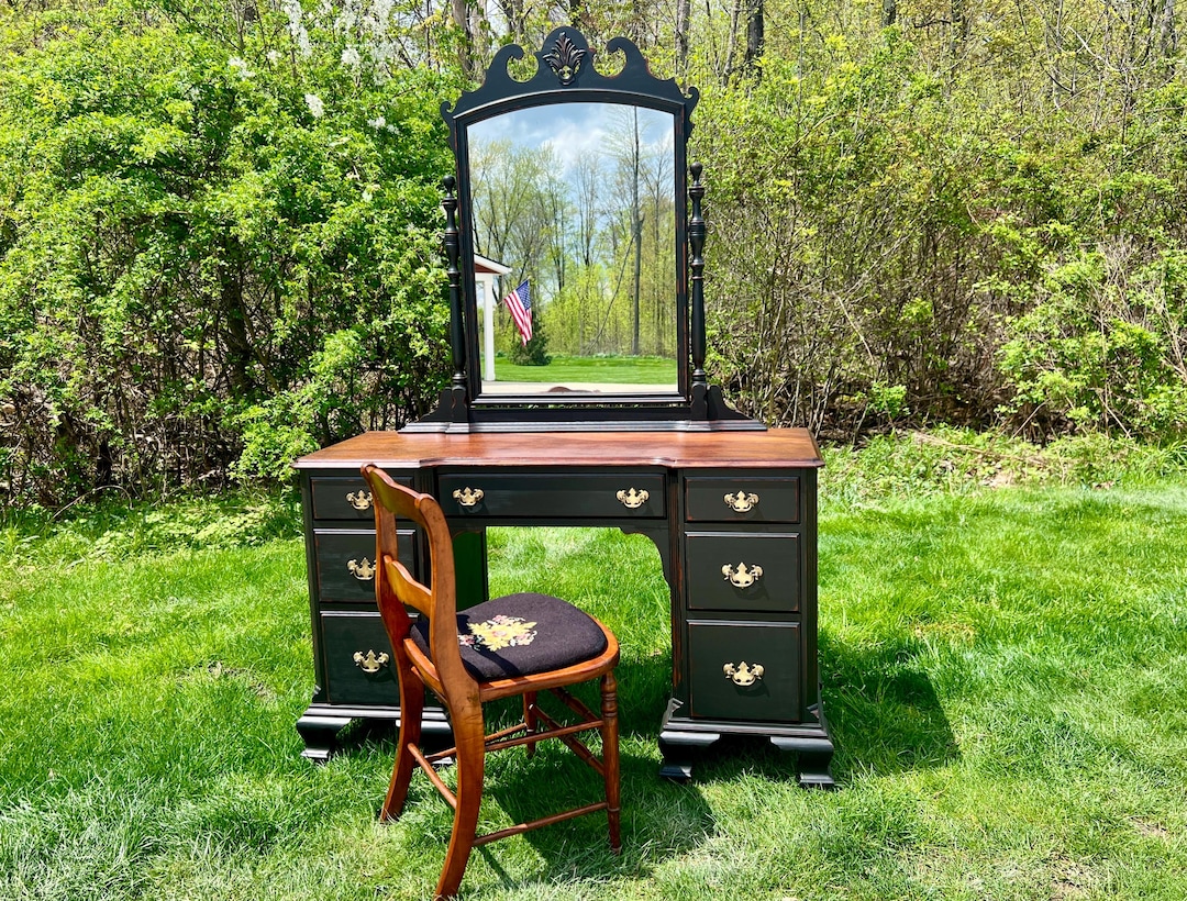 Antique Vanity Desk With Mirror - Etsy