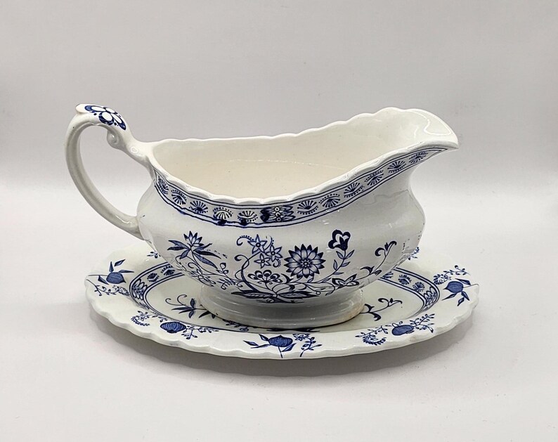1960s Meakin “nordic” Classic White Gravy Boat & Underplate – English ...
