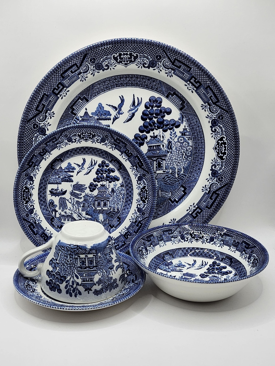 Churchill Blue Willow 5-piece Dinner Set – English Chinoiserie China ...