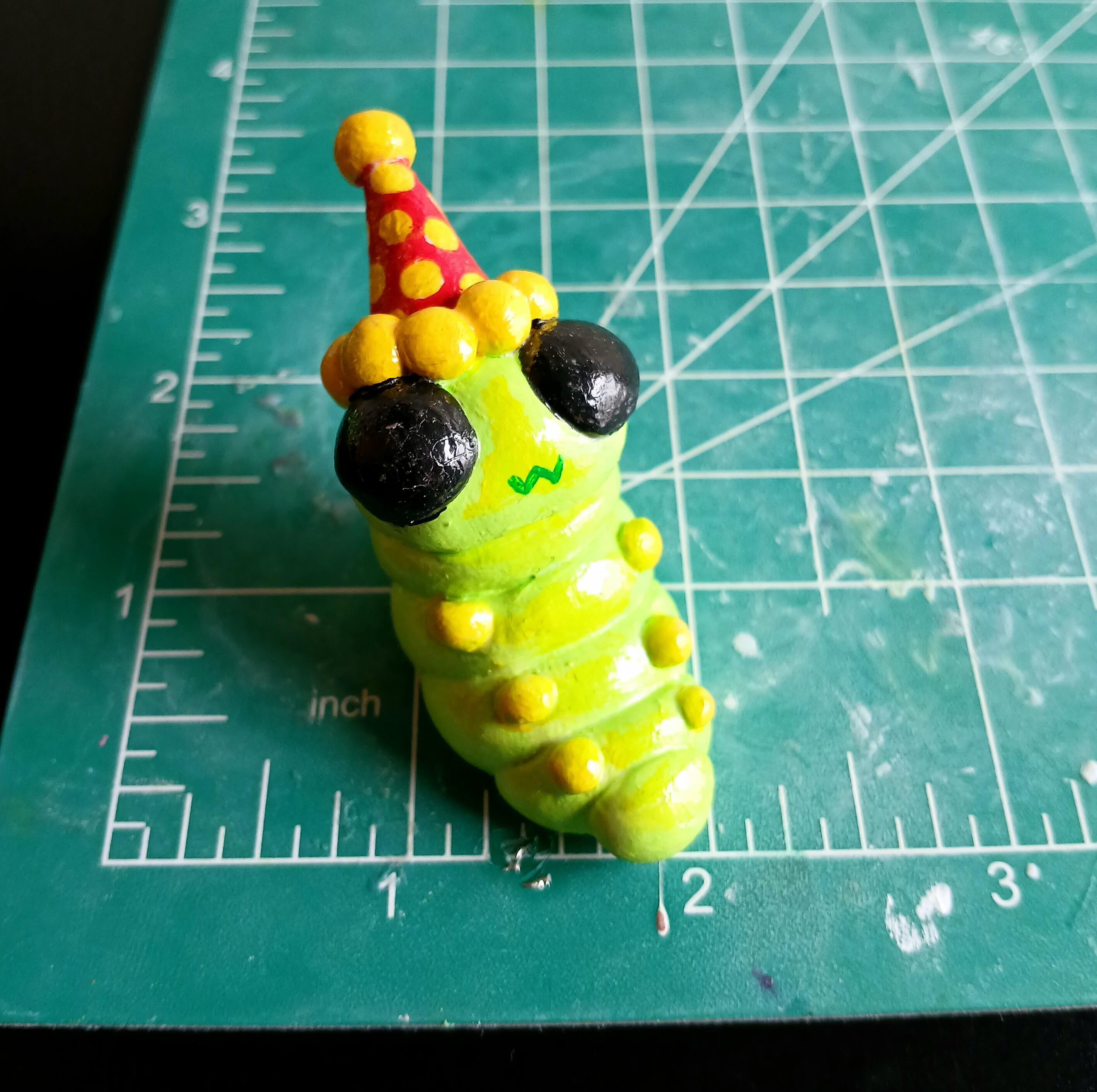 GRUB BUDS Handmade Caterpillar Bug Desk Friend Sculpture With Multiple ...
