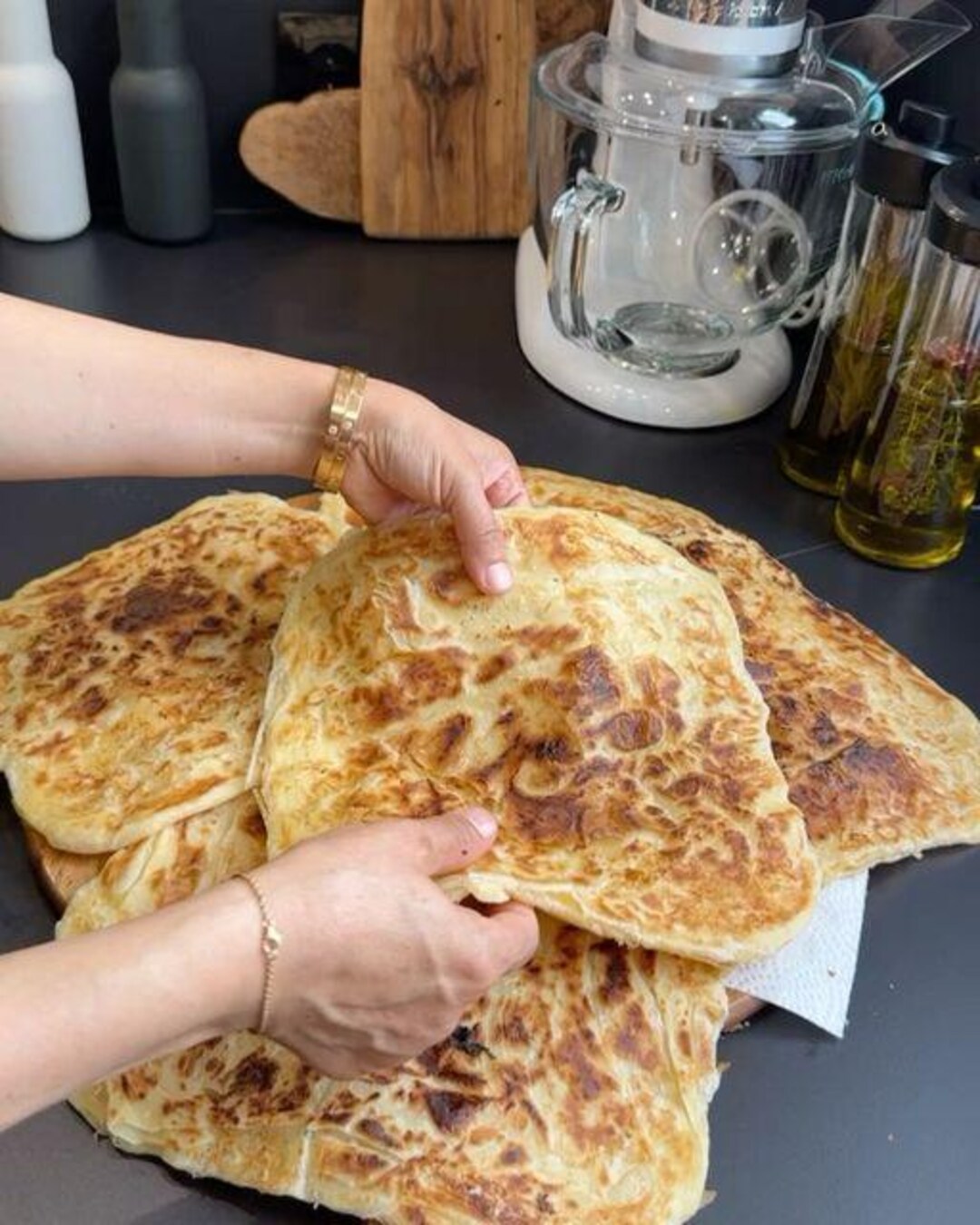 Homemade Turkish Flatbread Gozleme Anatolian Plain Gözleme Handmade ...