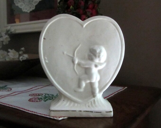 Vintage Cream Colored Heart Shaped Pottery Vase With Cupid - Etsy