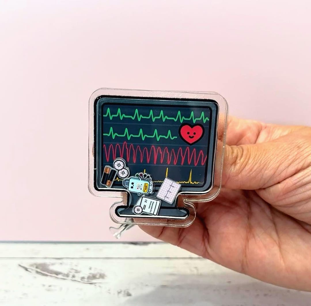 Telemetry Shaker Badge Reel: EKG Monitor, Cardiac Nurse ID Holder - Etsy