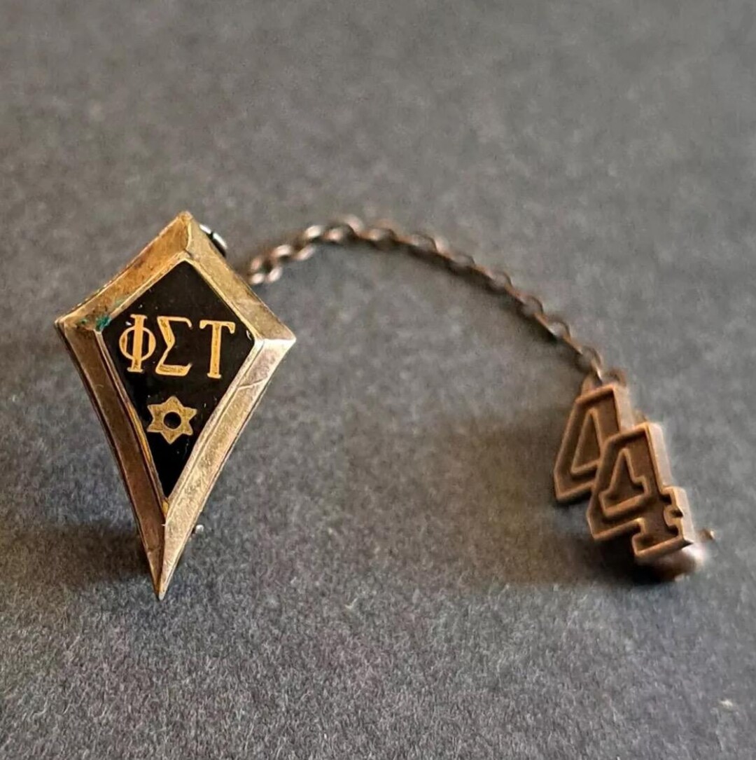 1944 Vintage Fraternity Sorority Pin Sigma Tau Gold Filled MACO GF ERF ...