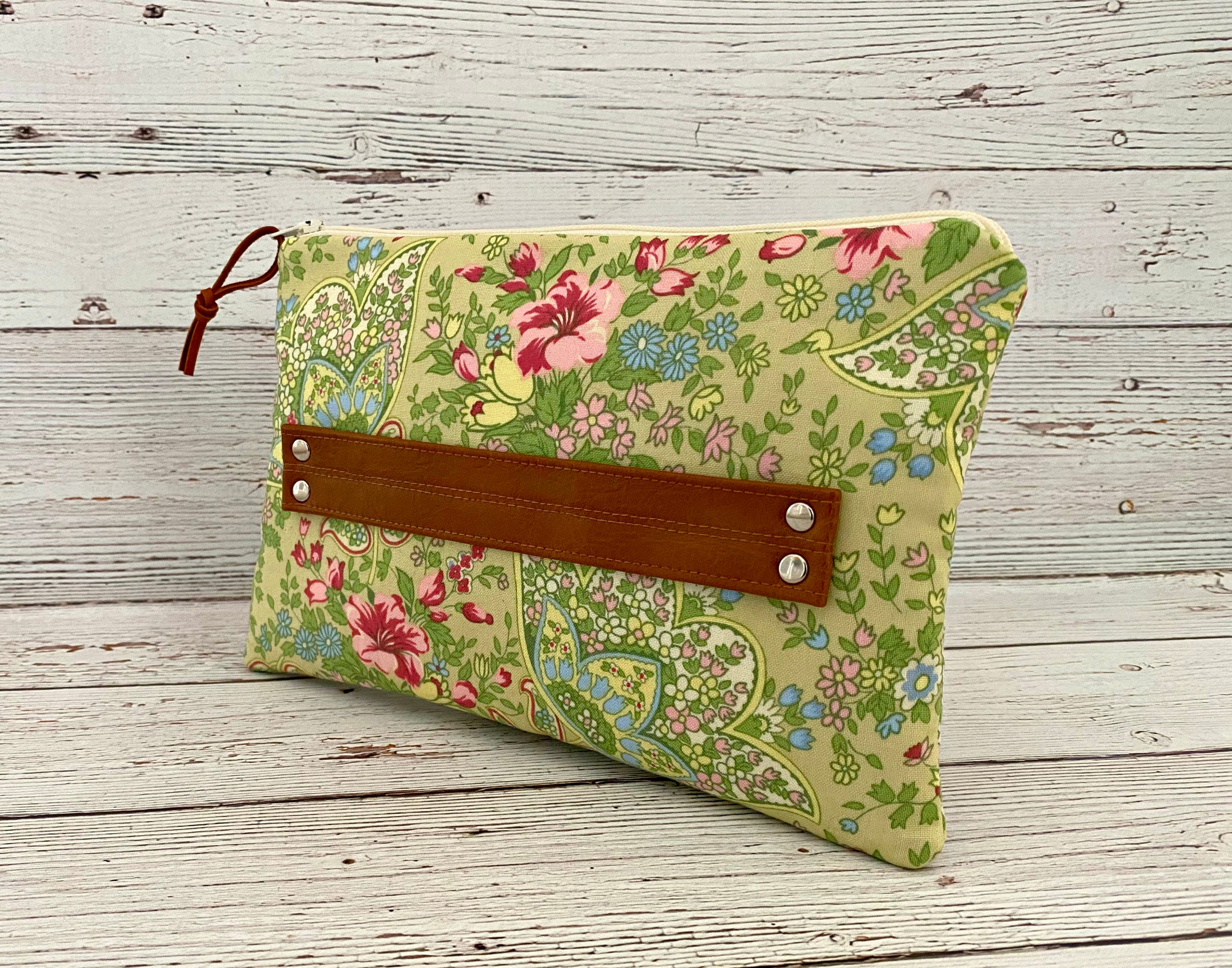 Springtime Floral Clutch / Wrist Handle - Etsy