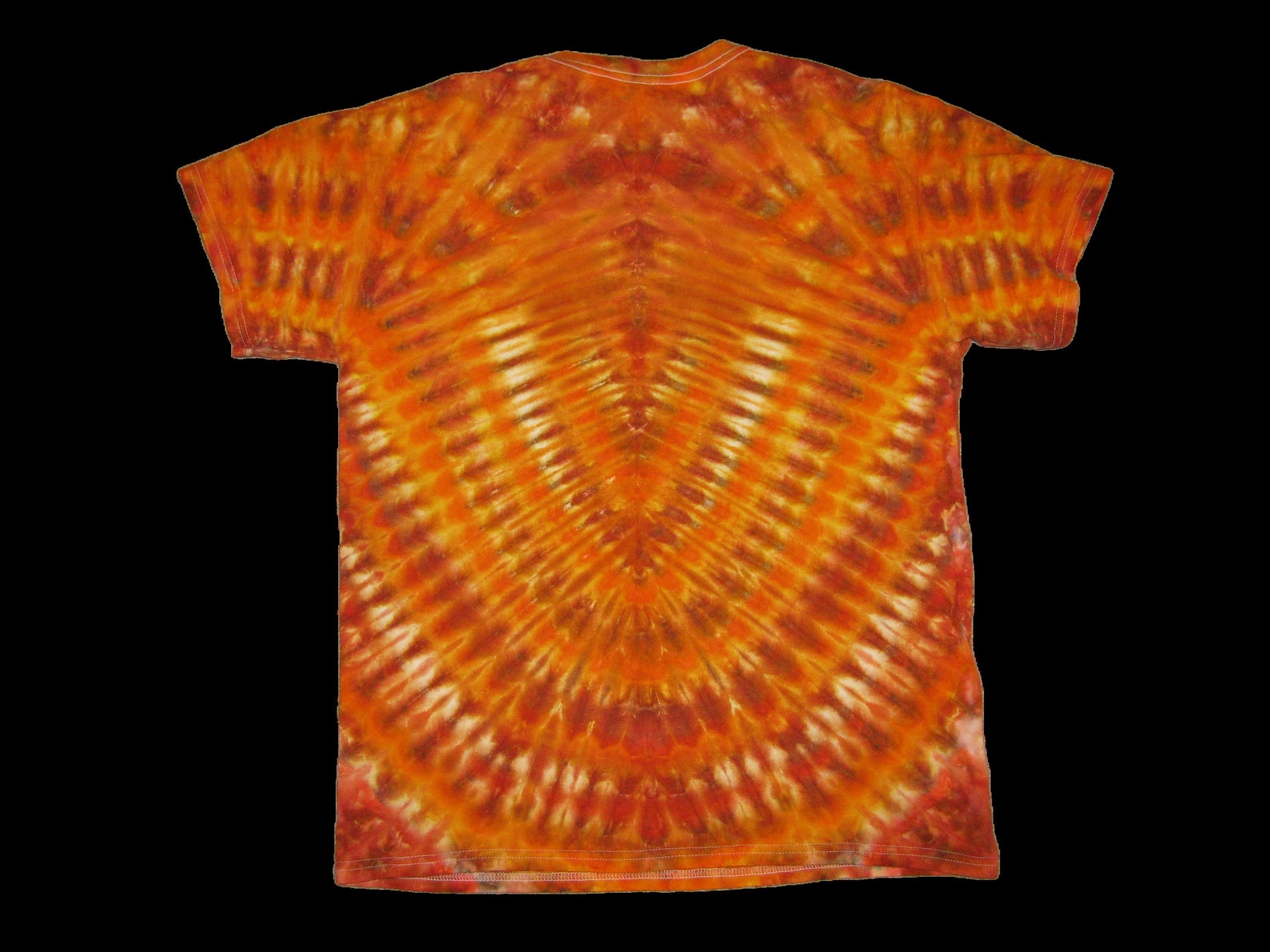 Gildan Large Tie Dye Symmetrical Lava U. - Etsy