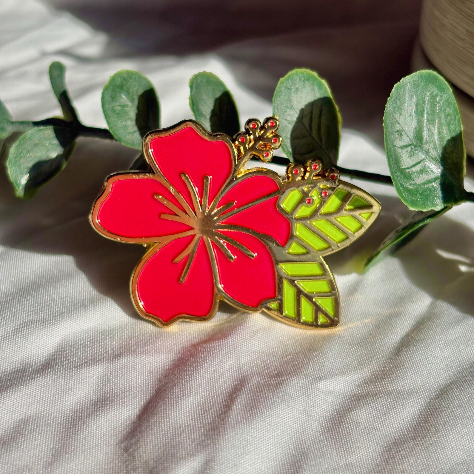 Hibiscus Gold Pin, Lapel Pin Badge, Flower Enamel Pin, Island Pin, Guam ...