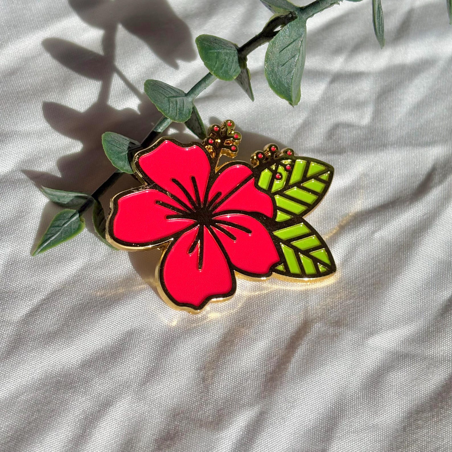 Hibiscus Gold Pin, Lapel Pin Badge, Flower Enamel Pin, Island Pin, Guam ...