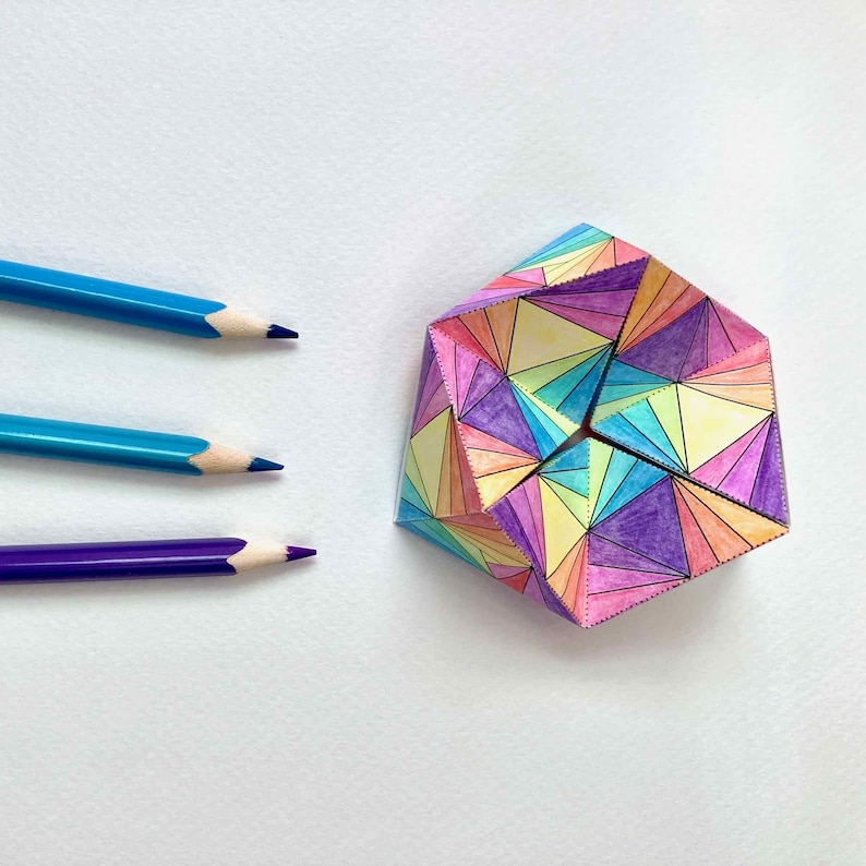 Printable Kaleidocycle Paper Toy: Triangle Fans Pattern, Colouring ...