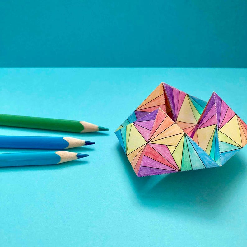 Printable Kaleidocycle Paper Toy: Triangle Fans Pattern, Colouring ...