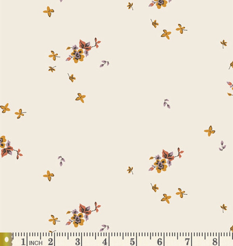 English Countryside | Traditional Colors | Red Brown Black Floral Quilt ...