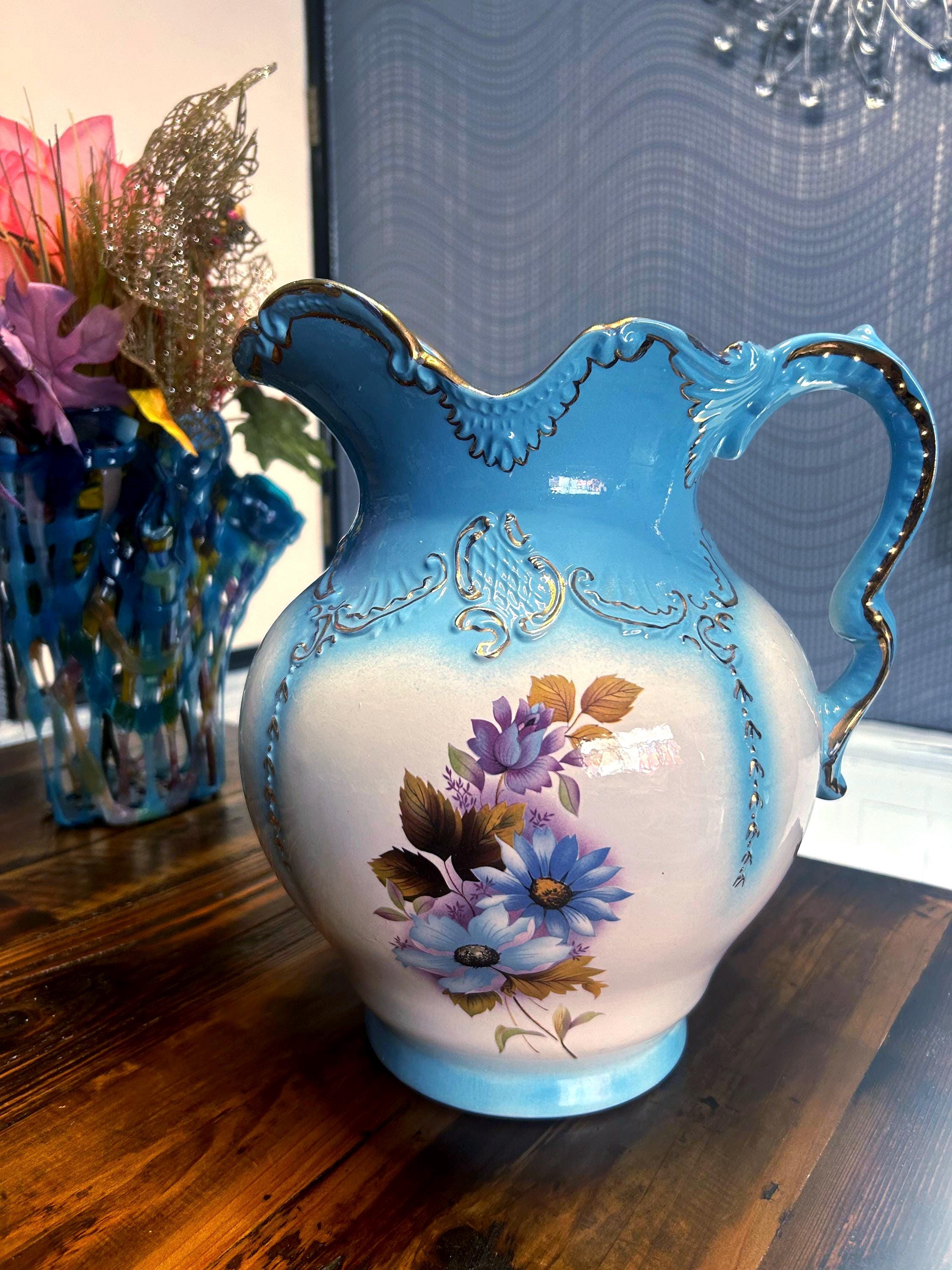 Vintage Blue and White Floral Basin, Trimmed in Gold Basin W/ Handle ...