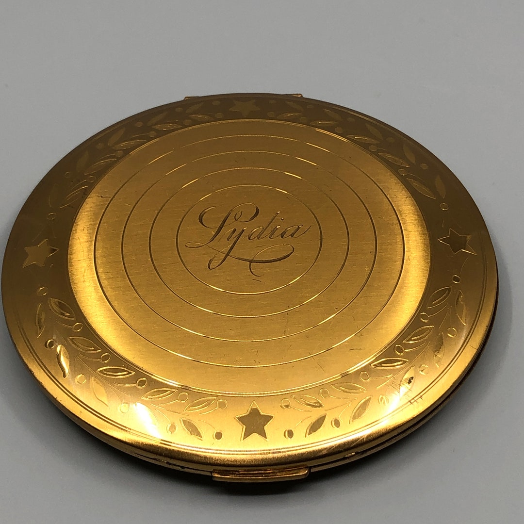 Elgin American Flapjack Powder Compact Monogrammed Lydia Star Leaf ...
