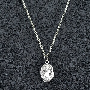 Hera the Queen of Gods Men Woman Silver Necklace Personalizable ...