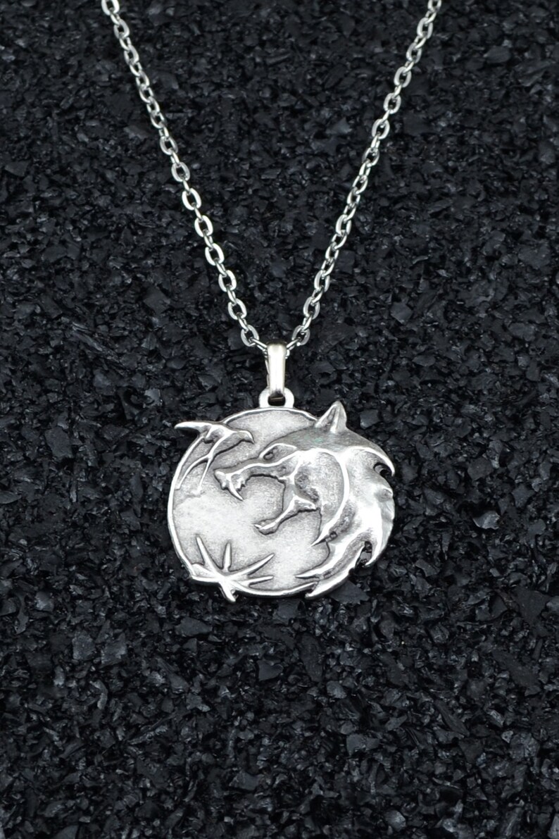 Witcher Medallion Necklace: Geralt Rivia Silver Pendant, Unisex - Etsy