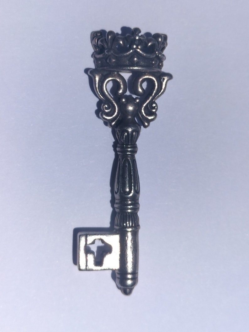 Antique Big Massive 13g Beautiful Sterling Silver Key With a Crown and ...