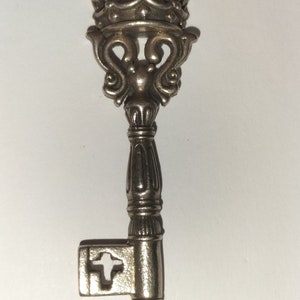 Antique Big Massive (13g) Beautiful Sterling Silver Key With a Crown ...