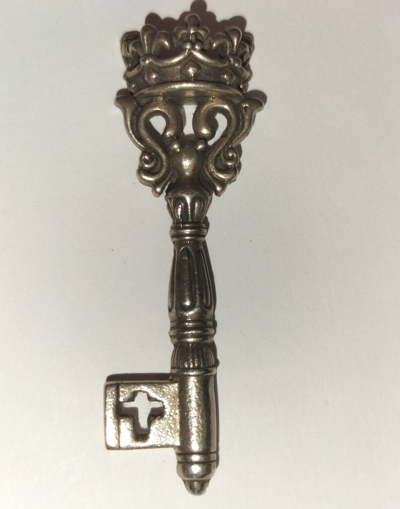 Antique Big Massive 13g Beautiful Sterling Silver Key With a Crown and ...