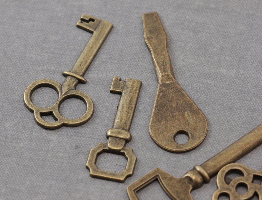 Key Charms 5 PCS Skeleton and Antique Style Antique Brass - Etsy