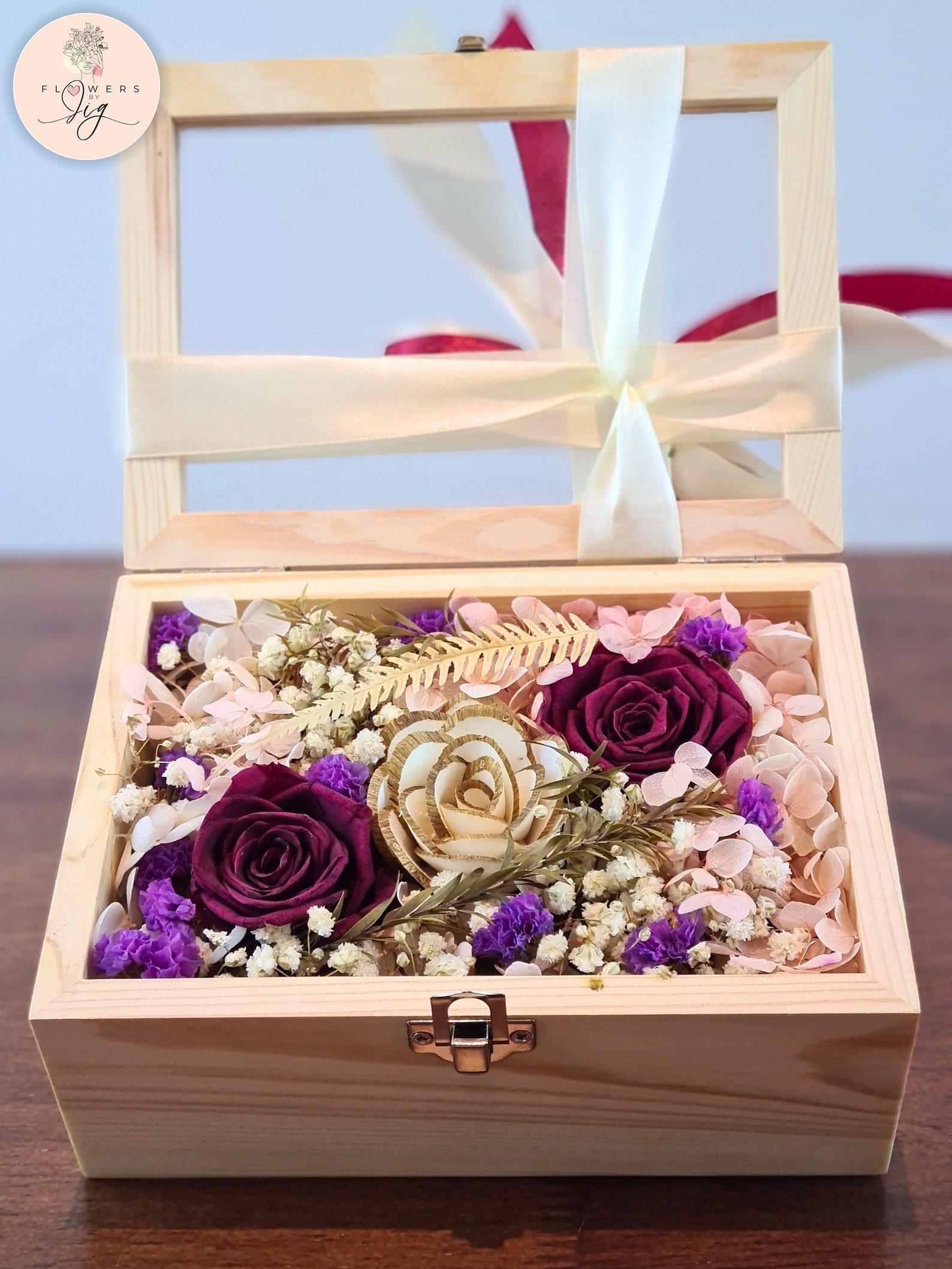 Dark Velvet Red Infinity Roses & Sola Wood Rose in Pinewood Box With ...