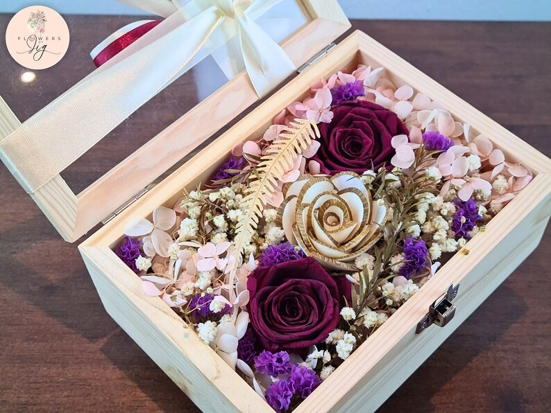 Dark Velvet Red Infinity Roses & Sola Wood Rose in Pinewood Box With ...