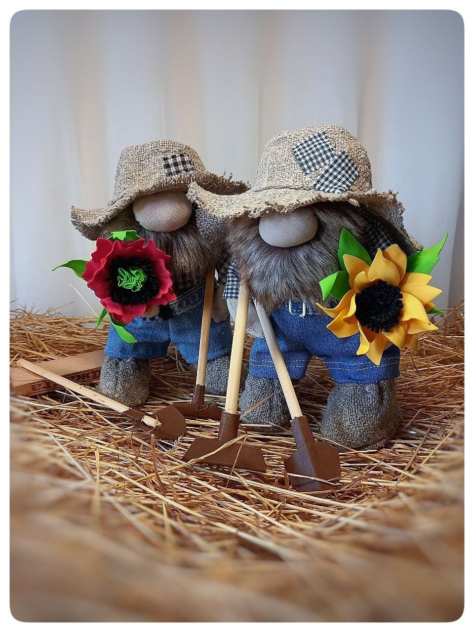 Gnome Farmer Stefan Pattern Pdf Scandinavian Gnome Gnome Standing on ...