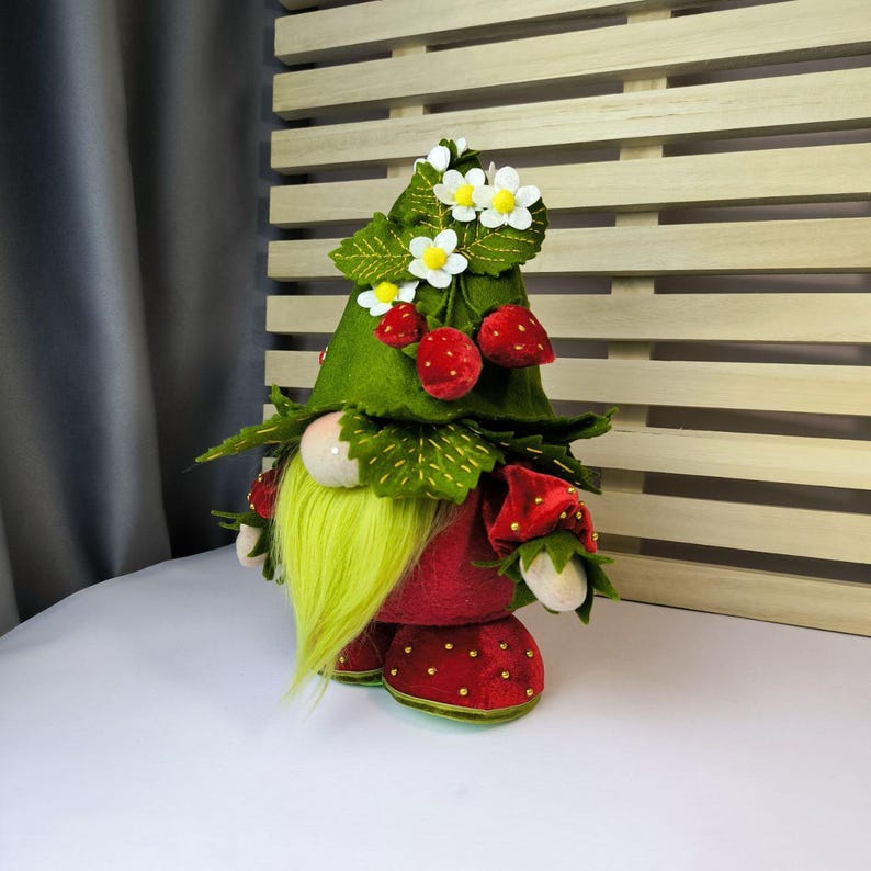 Strawberry Gnome Sewing Pattern: DIY Summer Decor (PDF Pattern) - Etsy UK