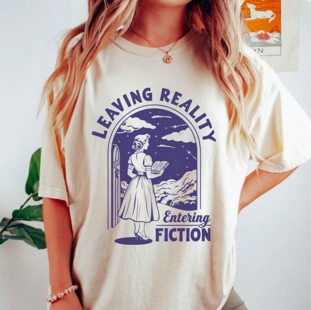 Leaving Reality Entering Fiction PNG SVG, Trendy Vintage Bookish Png ...