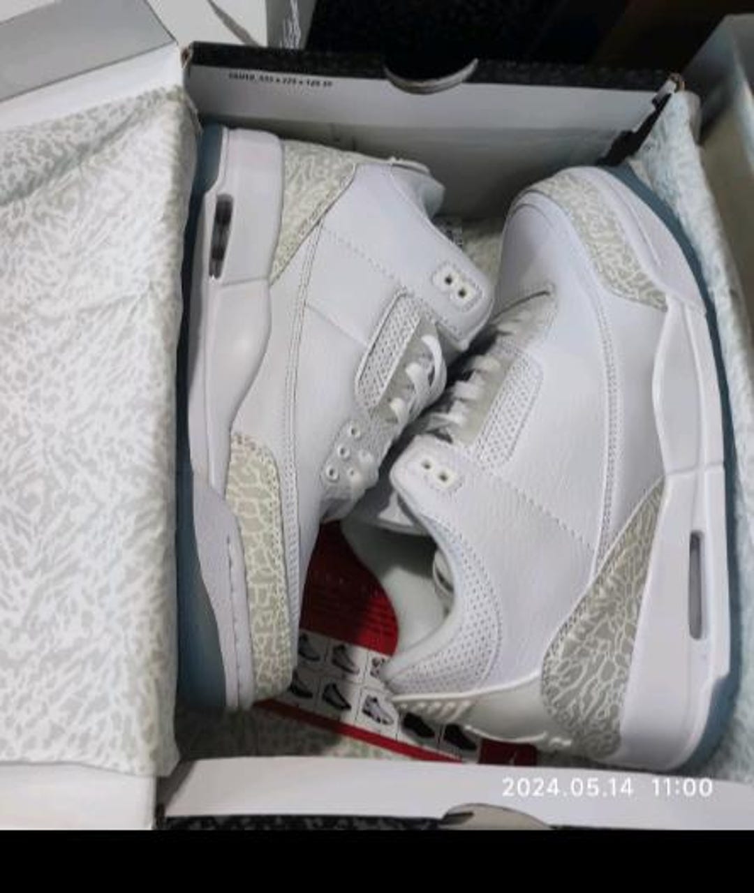 Jordan Threes PURE Money Basketball Shoes for Men and Women Shoes for ...