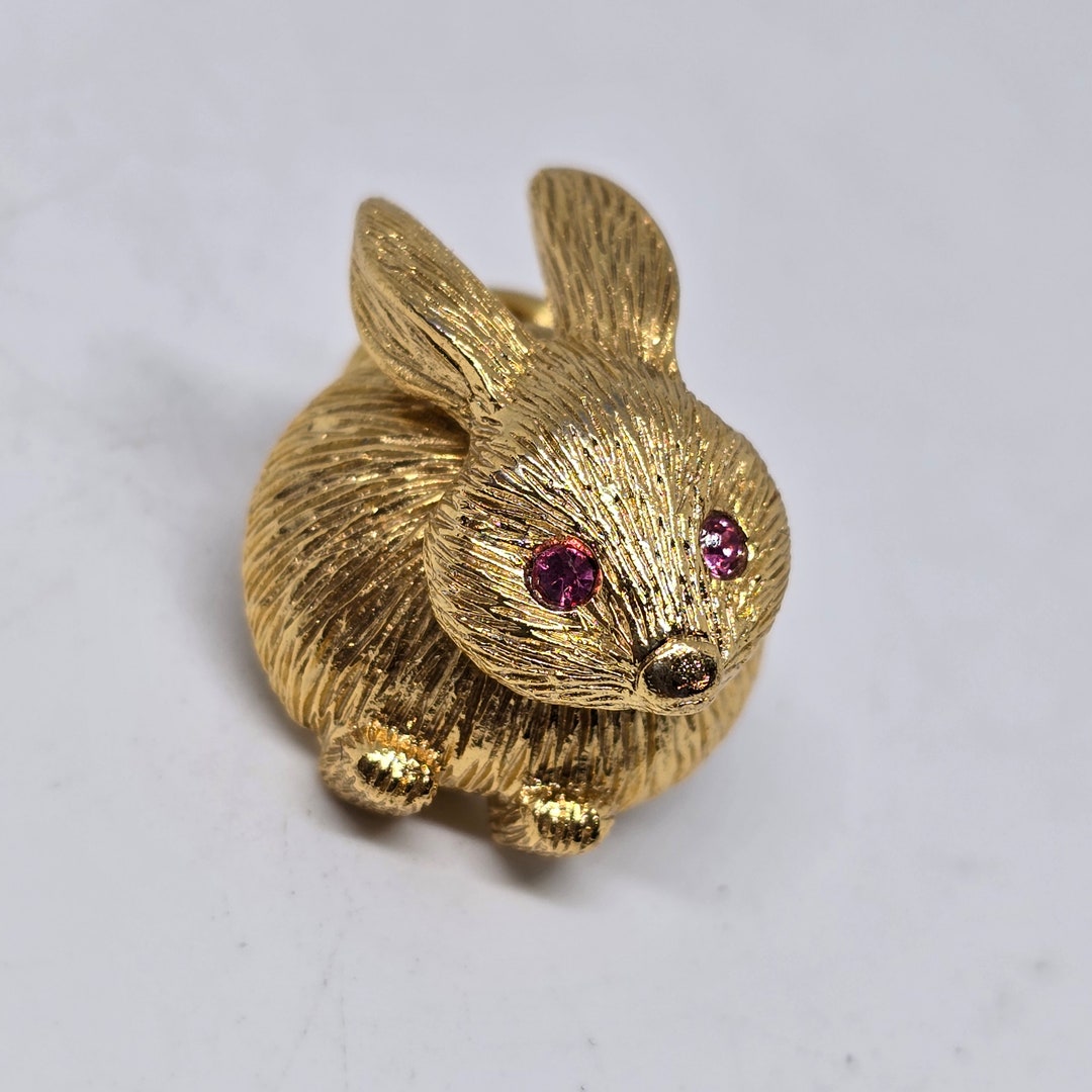 Vintage Gold Crown Figural Bunny Rabbit Trembler Lapel Hat Pin Brooch ... Vintage Gold Crown Figural Bunny Rabbit Trembler Lapel Hat Pin Brooch ...