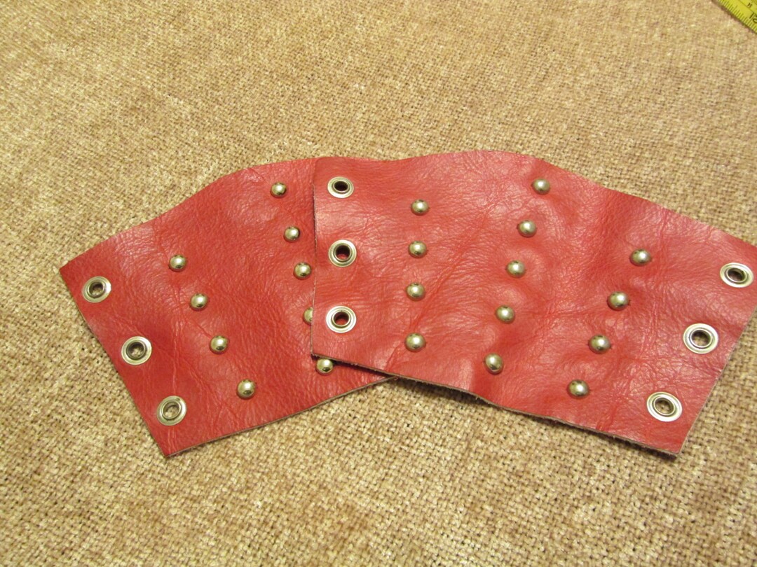 Red Leather Bracers pr With 3 Rows of Spots small Size - Etsy