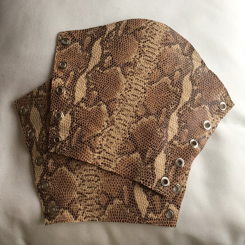 Large Pair of BEIGE PYTHON SNAKE Printed Textured Italian - Etsy