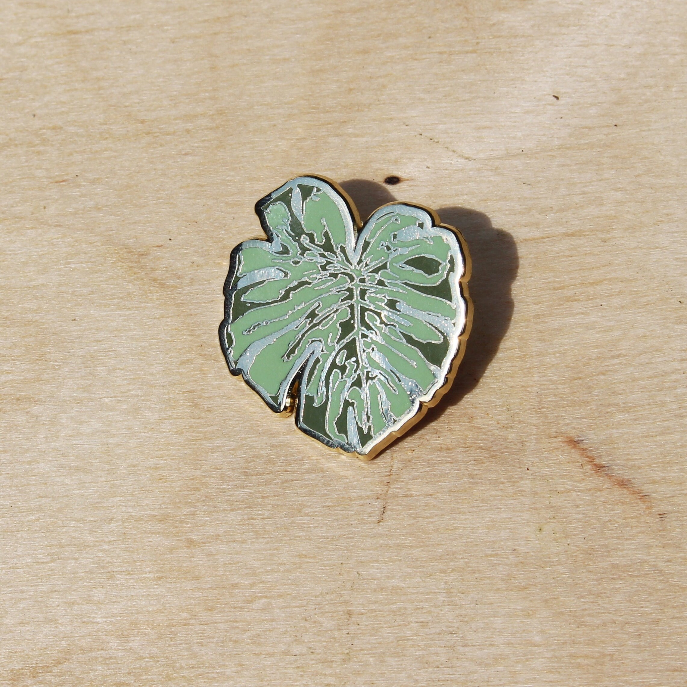 Monstera - Enamel Brooch - Hand-painted - Plant a Tree! - Etsy