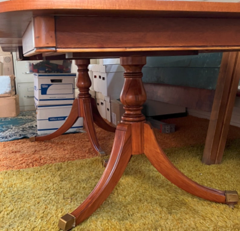 Duncan Phyfe 1920s Dining Table - Etsy