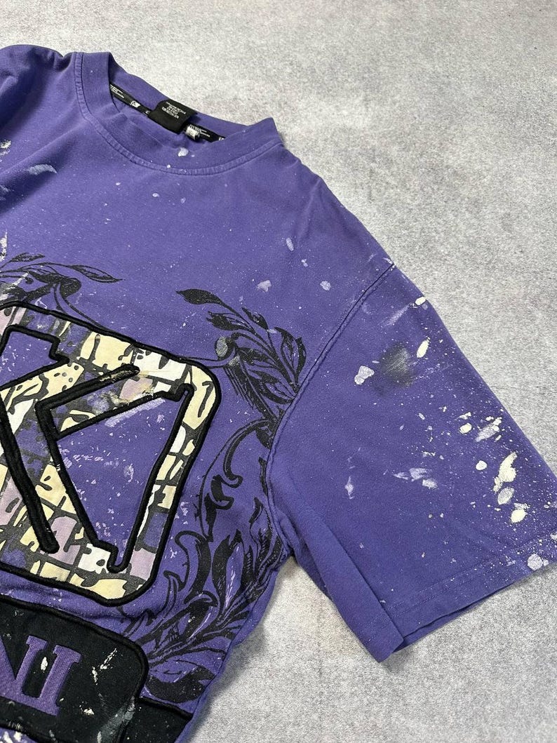 Unique Karl Kani Graffiti-style T-shirt With Hand-painted Details and ...