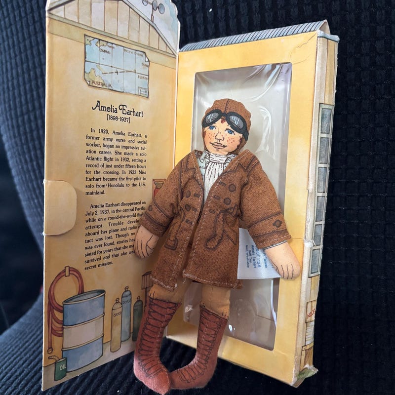 Amelia Earhart - Etsy