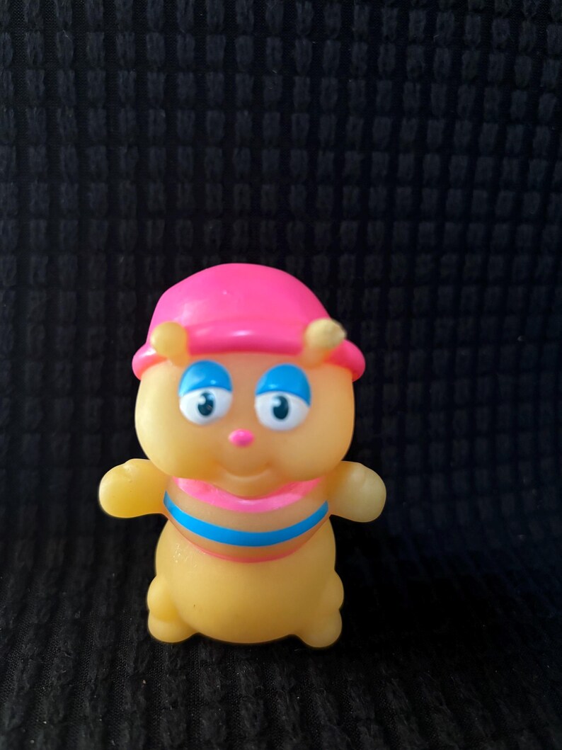 Playskool Inc. Glo Bug. Worm Friends. Hasbro. Glow Butterfly. Finger ...