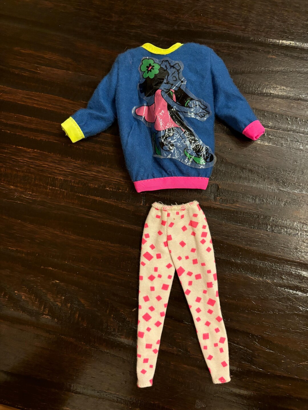 Barbie & the Rockers Fashions #1170 Neon Outfit Sweatshirt and Leggings ...