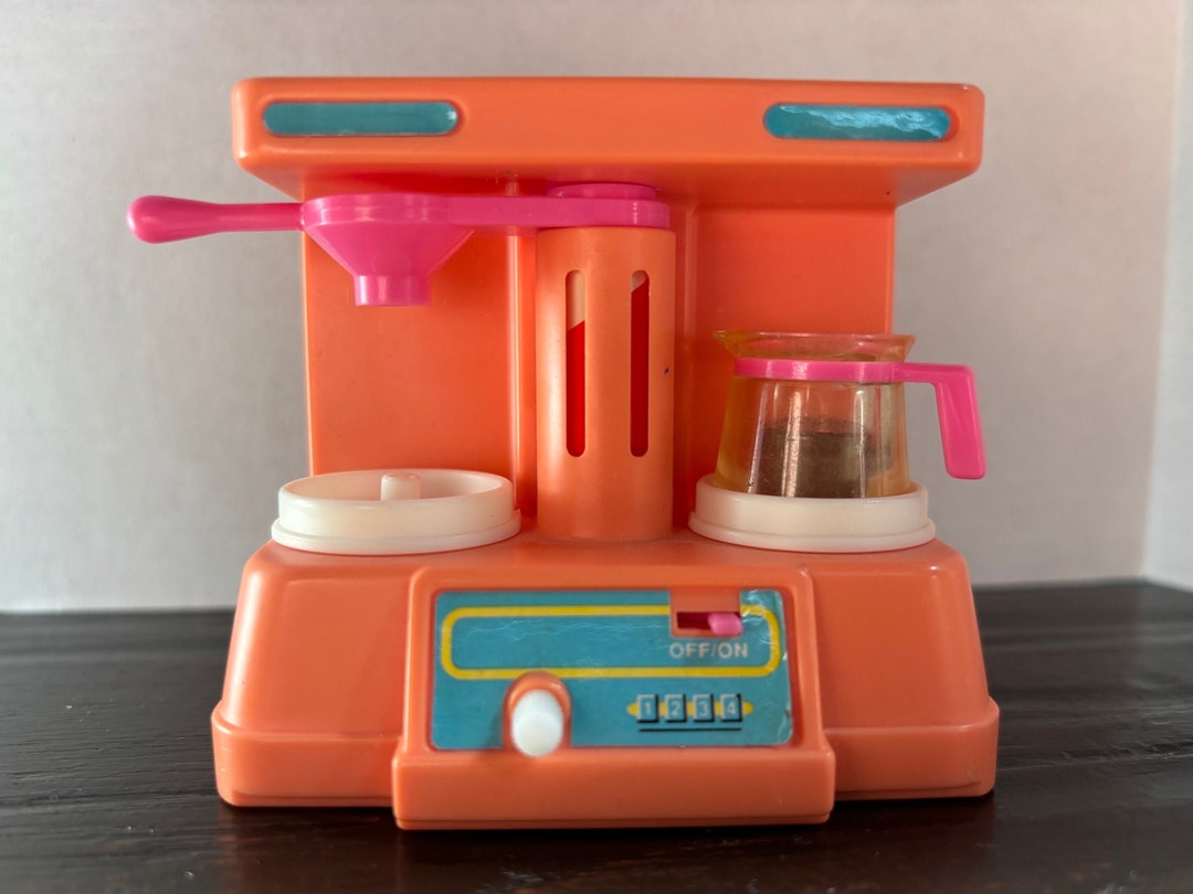 Coffee/espresso Maker Vtg. 1992 Barbie “magic Moves.” Wind-up Toy ...