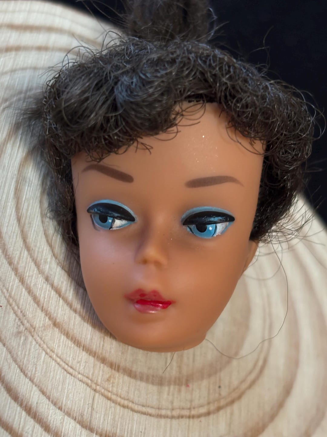 Barbie Brunette Ponytail #6/7 (?) Head. No Nose Nips/no Green. Pretty ...