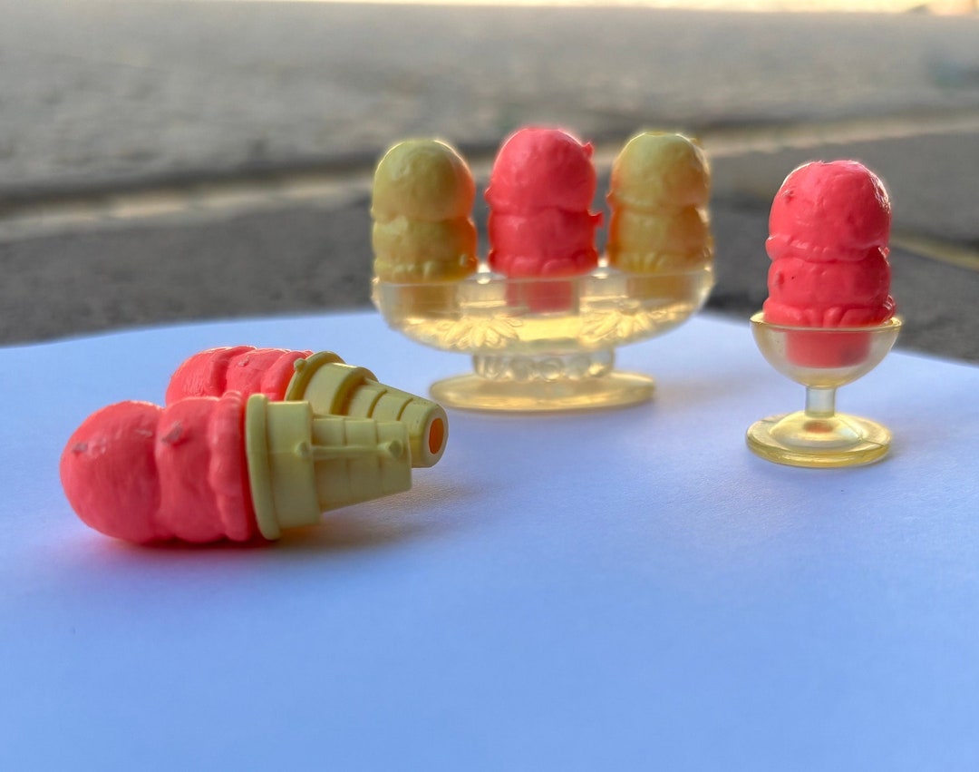 Barbie (1) Ice Cream Sundae Bowl, (1) Triple Scoop Bowl, (2) Ice Cream ...