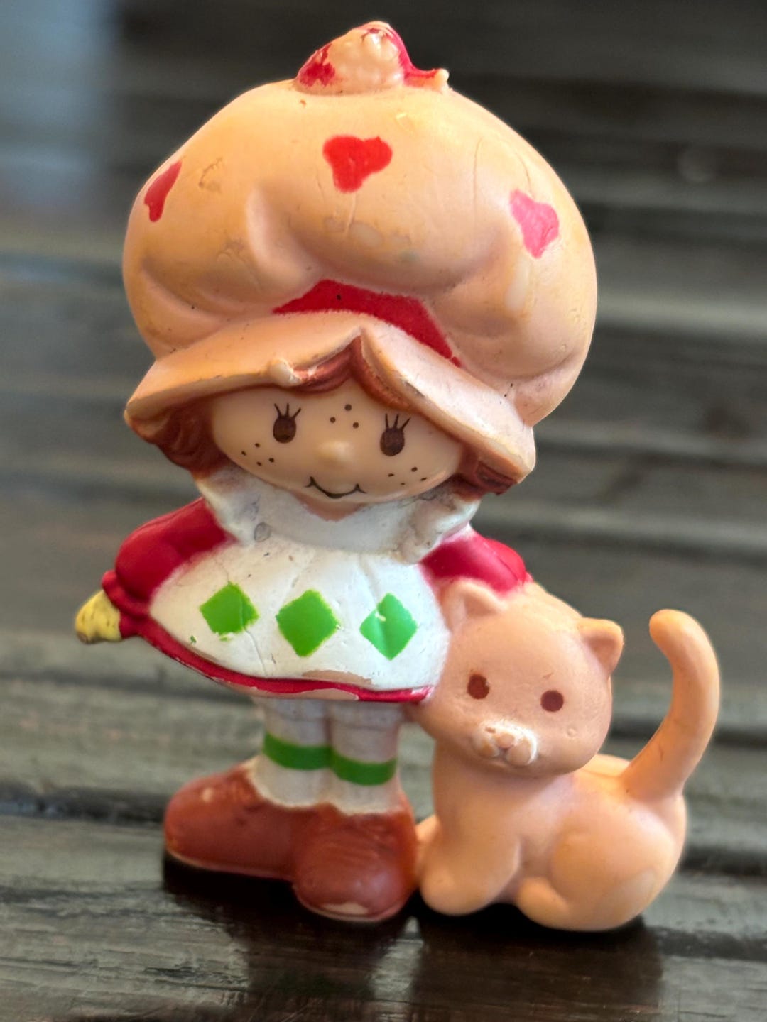 Strawberry Shortcake Miniatures. Mini Figure W/ Custard Cat. 2 1981 ...