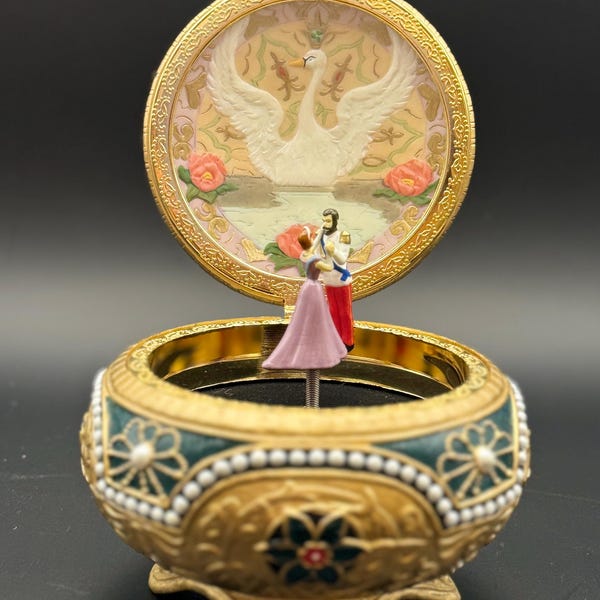 Anastasia Music Box Replica - Etsy