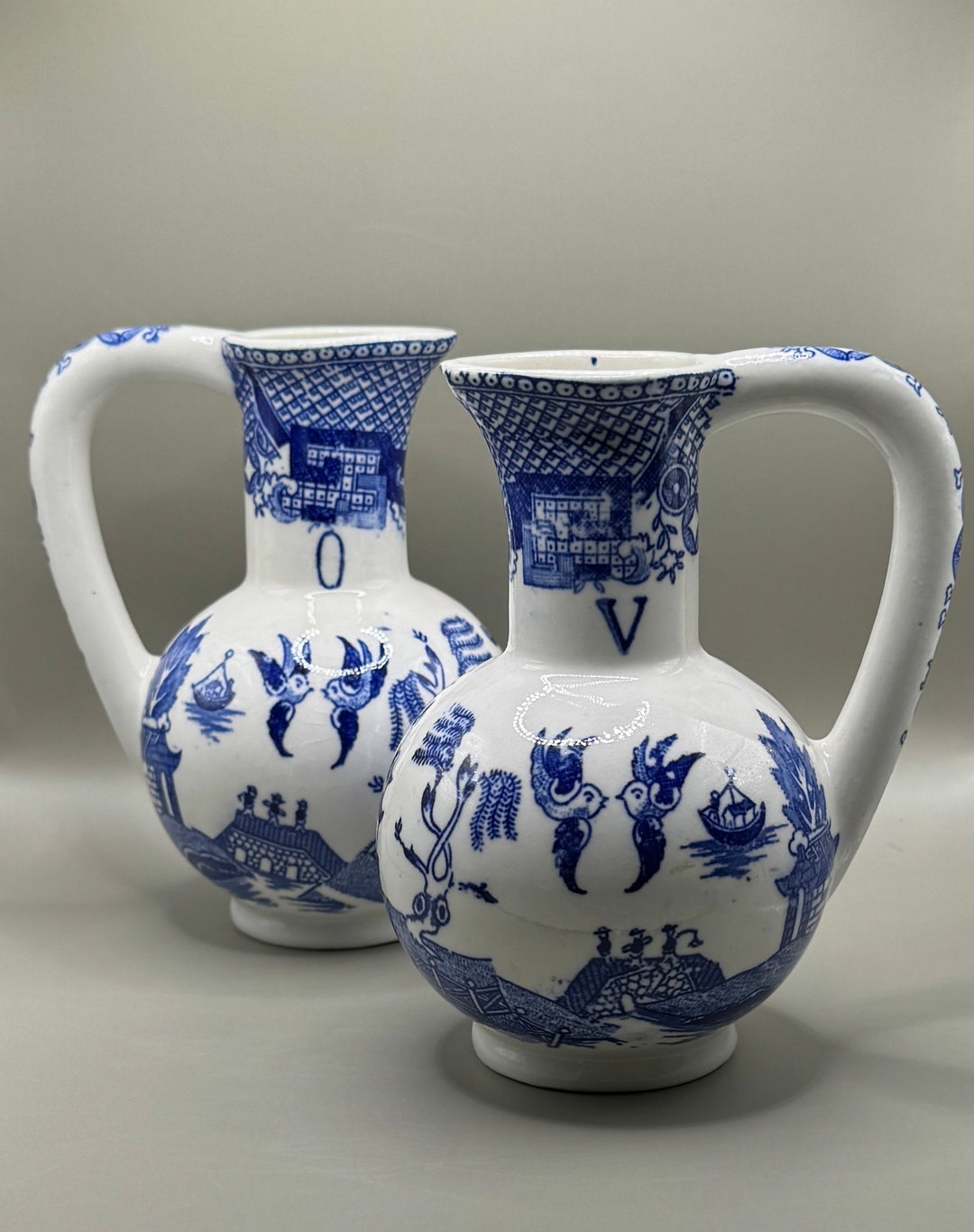 Set of Blue Willow Oil and Vinegar Cruets - Etsy