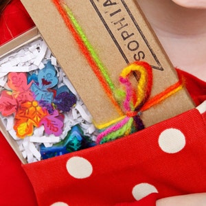 Snowflake Rainbow Crayons - Set of 4 Snowflake Original Rainbow Crayons ...