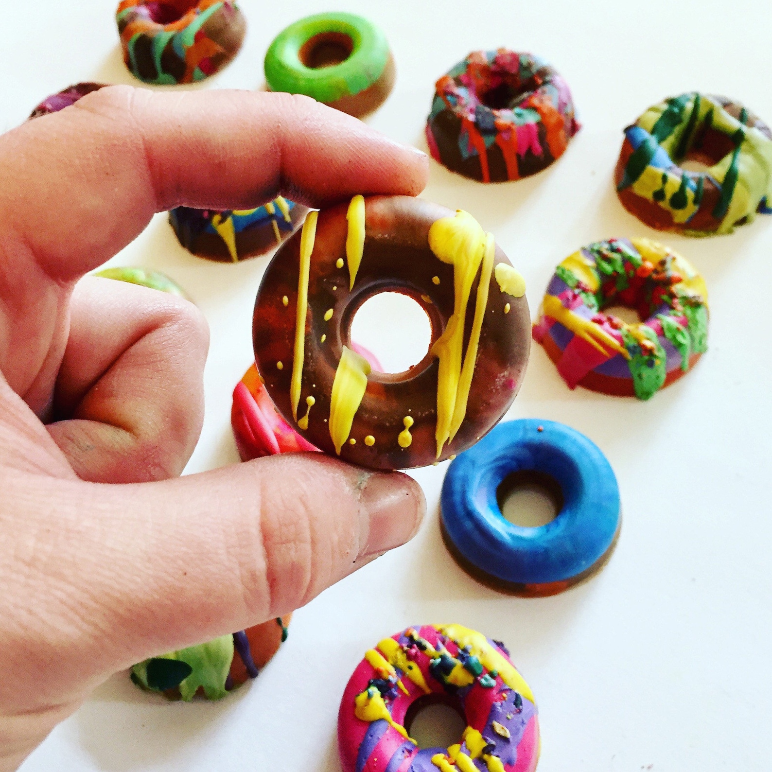 Kids Stocking Stuffer DONUT Crayon Gift Set Mini Donut - Etsy