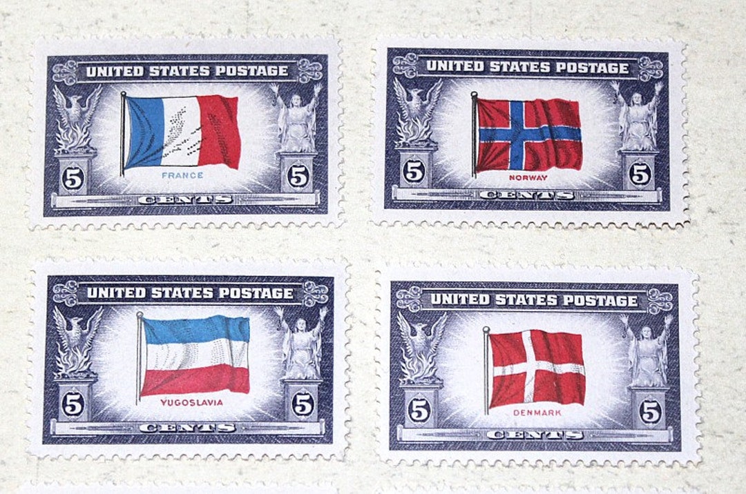 Vintage Unused US Postage Stamps .. OVERRUN NATIONS Flags Set of 13 ...